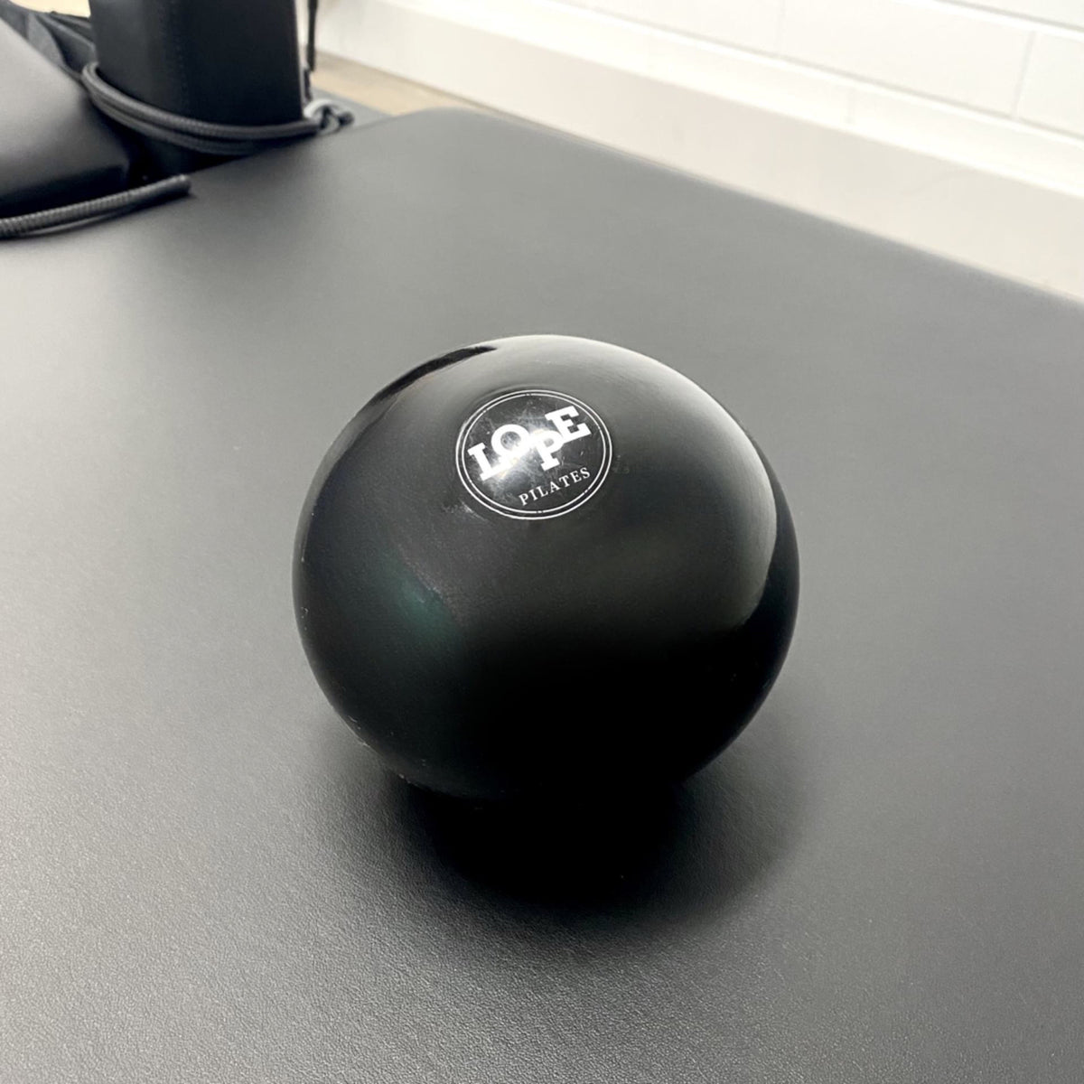 Soft Hand 3KG Weighted Ball (One Ball) – LOPE Pilates Equipment